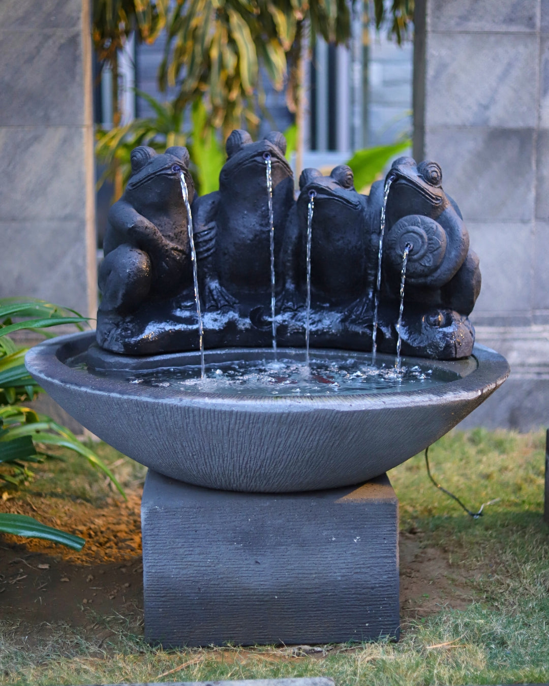 Frog Water Fountain– LandscapeStudio