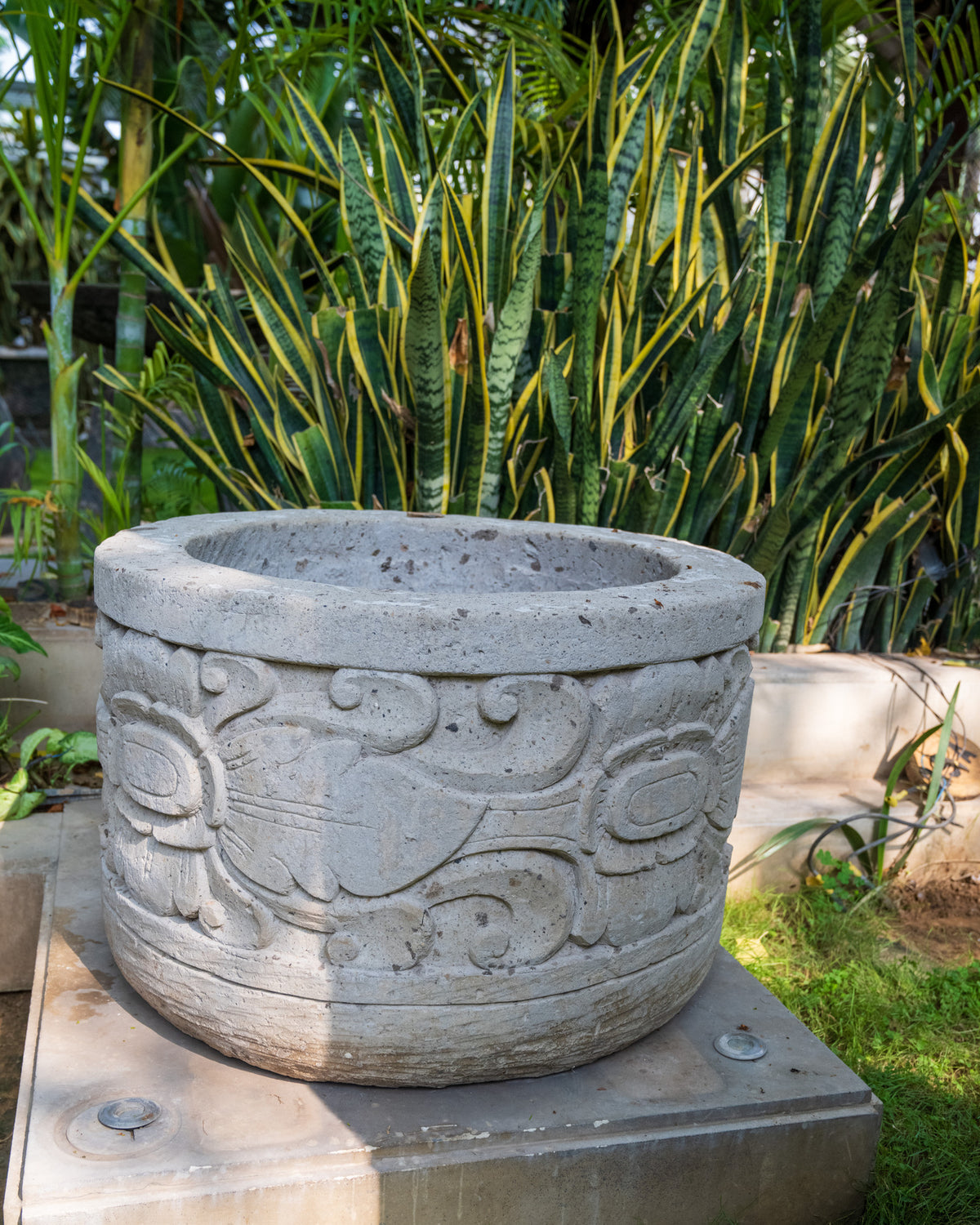 Carved Serene Stone Planter (large)– LandscapeStudio